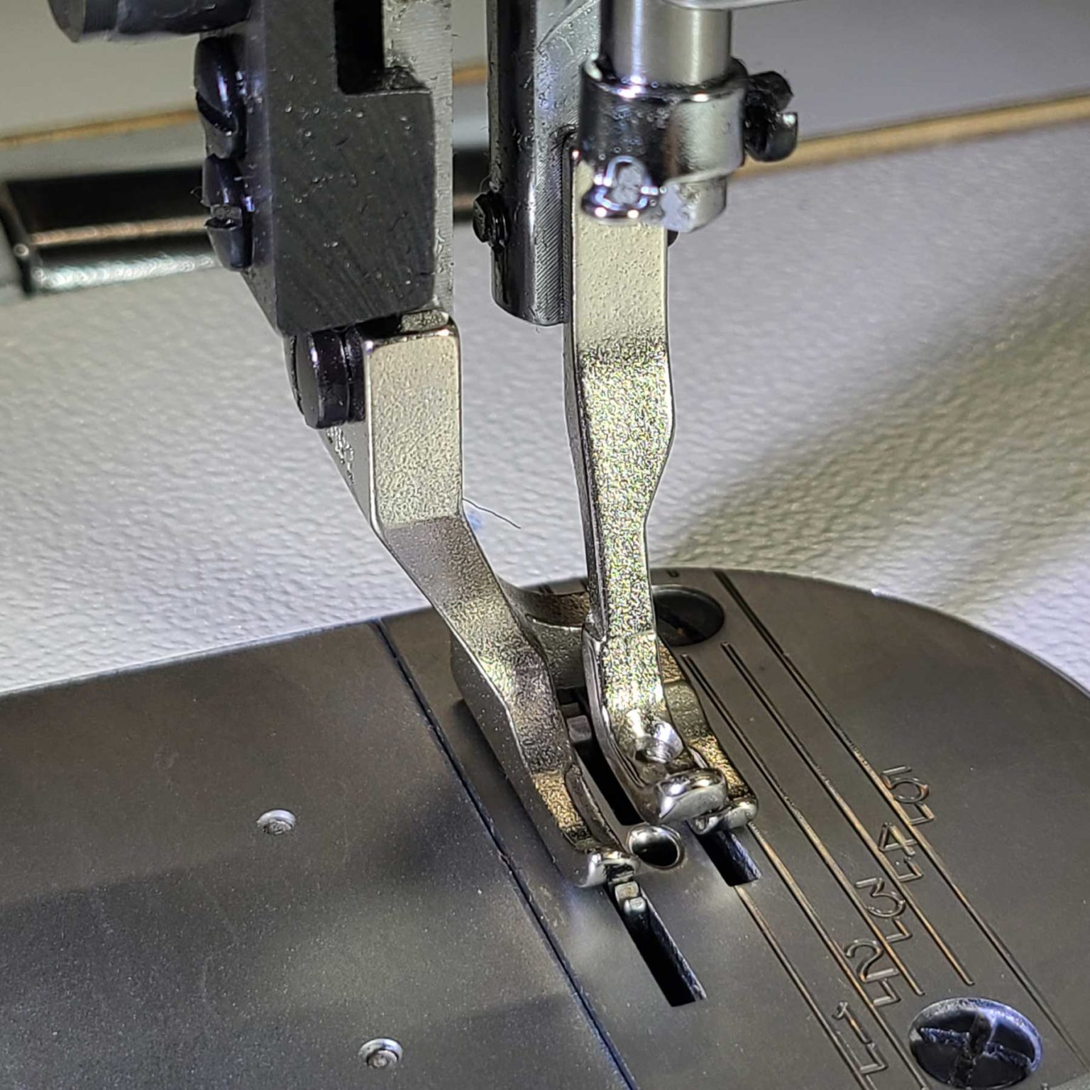 Presser Feet - Sewing Gold